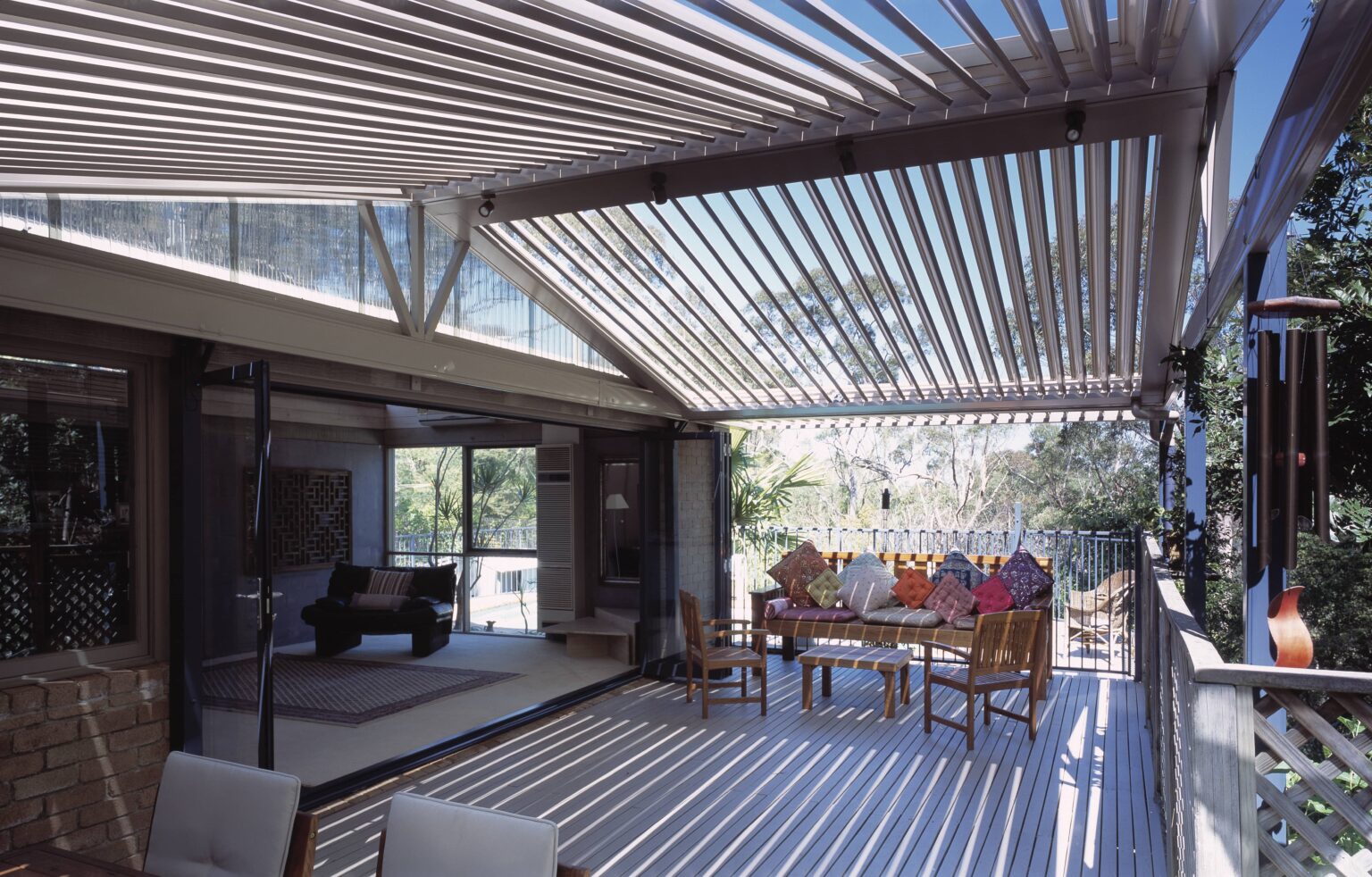 Louvred Opening Roof Systems Specialists | Emanate & Co